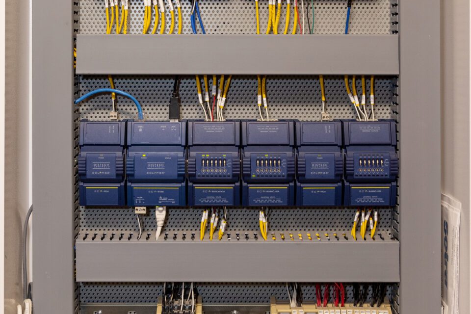 Atrius® + Distech Controls™ | Acuity Intelligent Spaces Group